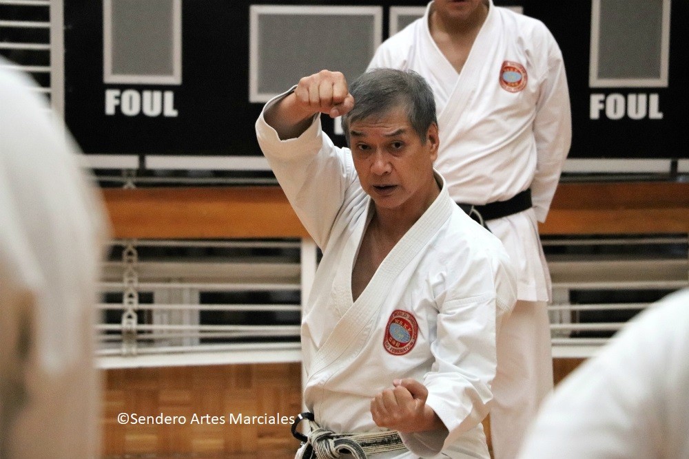 La práctica del karate-do debe evolucionar para lograr la superación ...