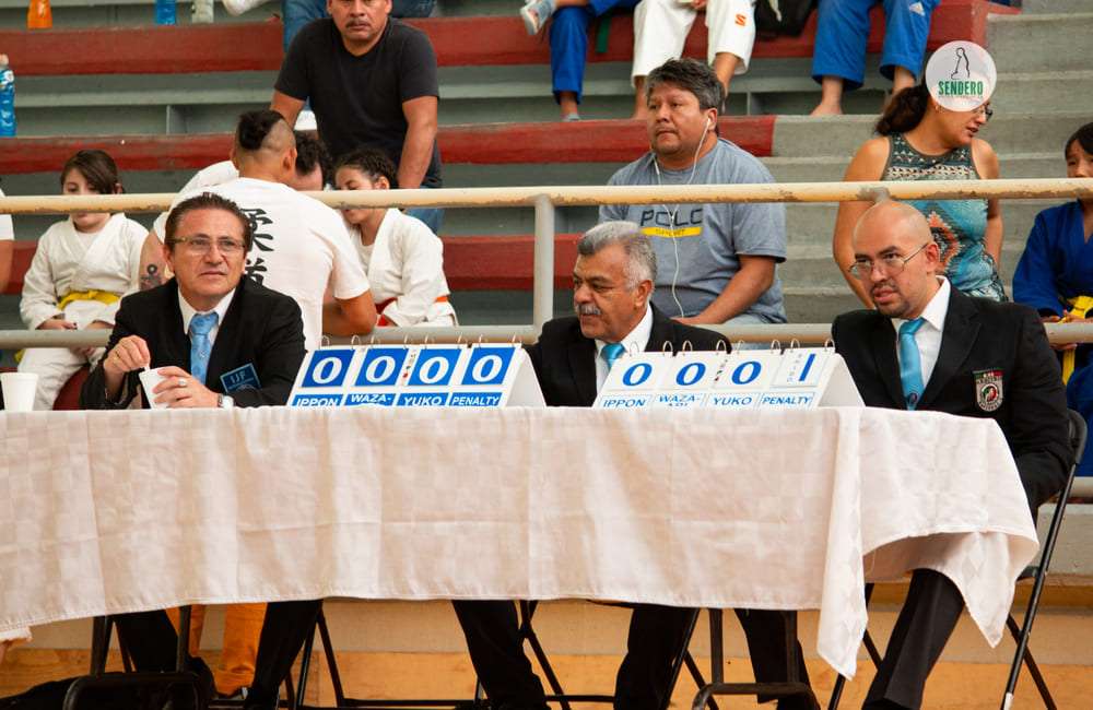 Emotivo Torneo de Judo “Prof. Mario Peralta”, donde se le entregó el ...